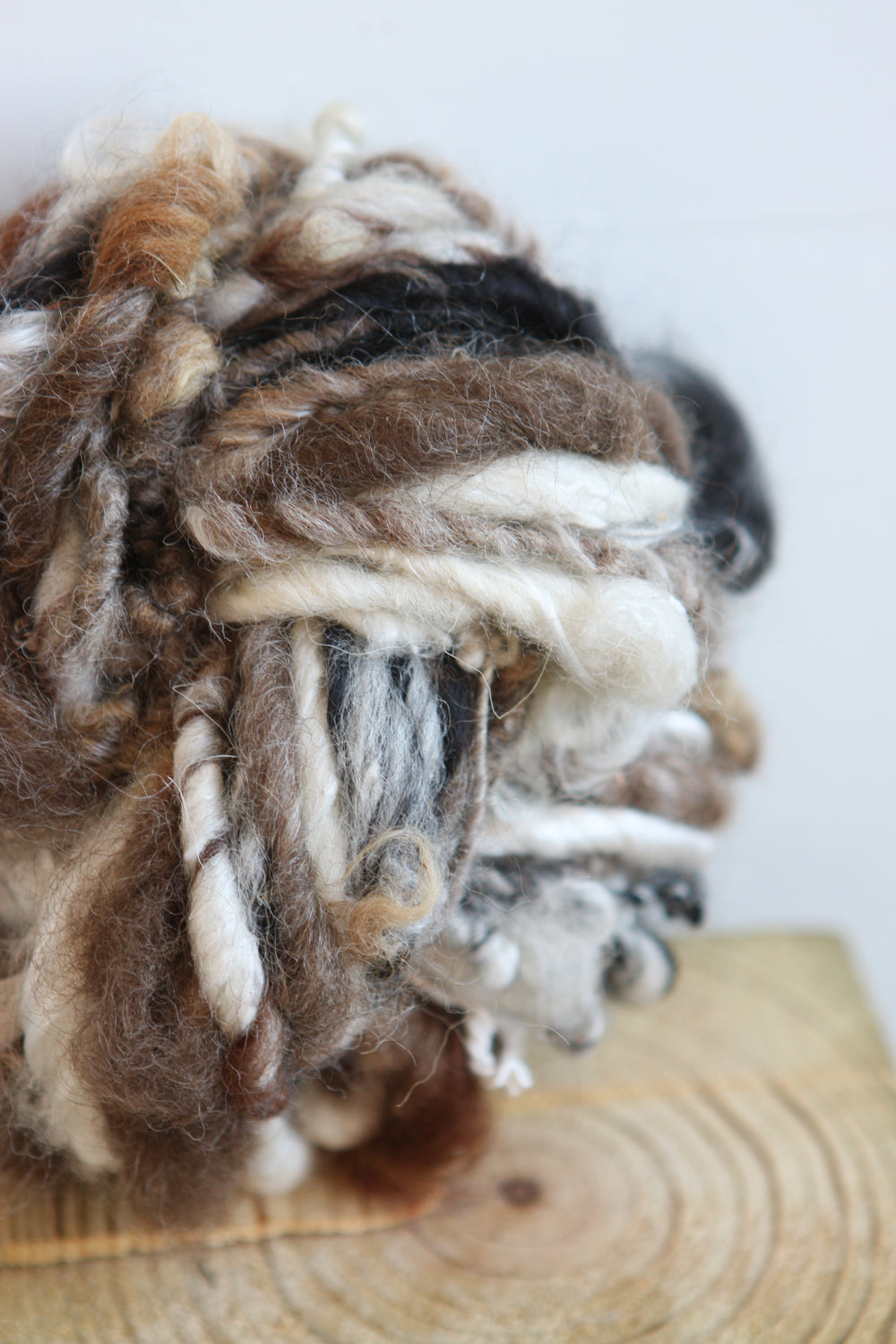 How to Spin 20 Single-Ply Yarn Textures – Neauveau